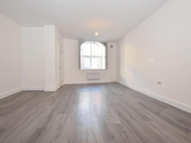 Flat A, Occupation Road, Newbold S41, 1 bed flat to rent, £750 pcm | PrimeLocation