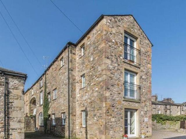 Flat,a Main Street, 2 Bedroom Flat