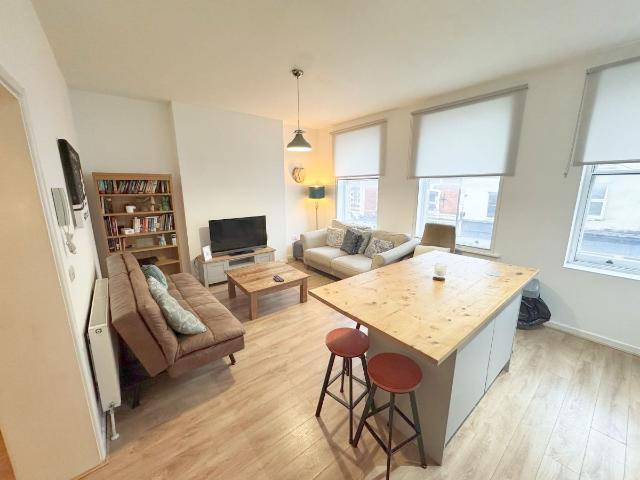 Flat, A West Street, St. Philips, Bristol BS2, 3 bed flat to rent, £3,300 pcm | PrimeLocation