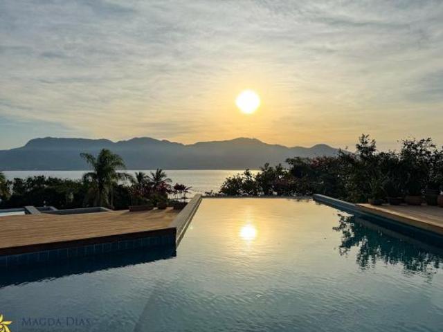 Flat à venda em Ilhabela SP