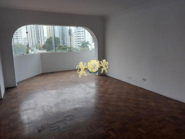 Flat à Venda em Moema| 3 Dormitórios | 146m² | 2 Vagas