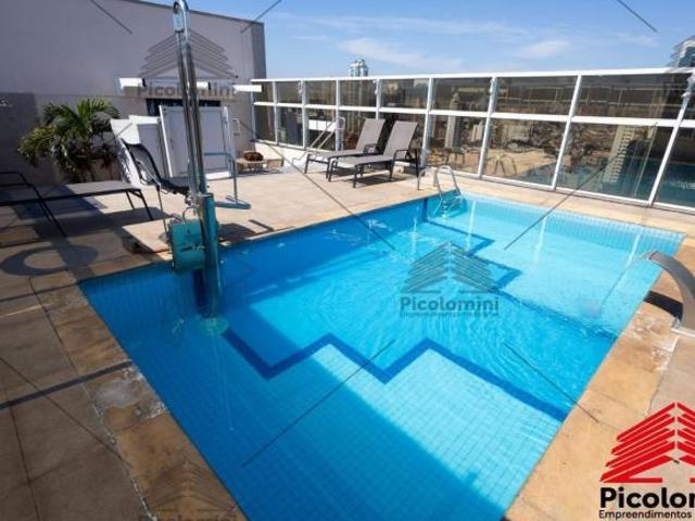 Flat à venda no Tatuapé, 1 quarto, 1 suíte, 1 sala, 1 banheiro, 1 vaga com Manobrista, 30m² de área
