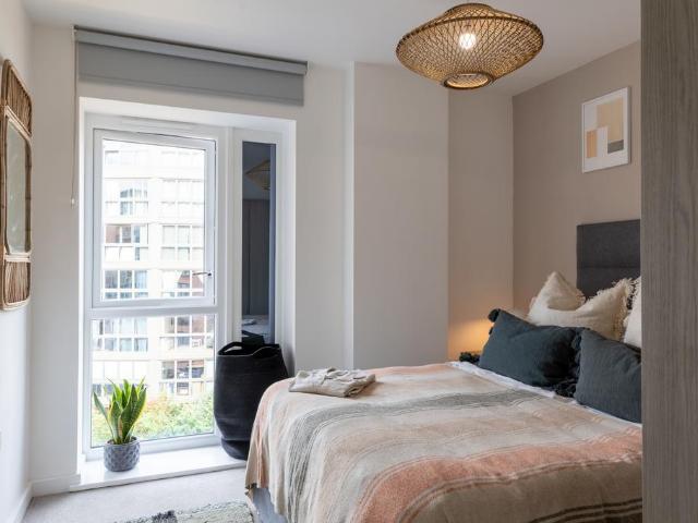 Flat B8, Sherborne Place, Birmingham. 2 bed flat to rent £1,325 pcm £306 pw