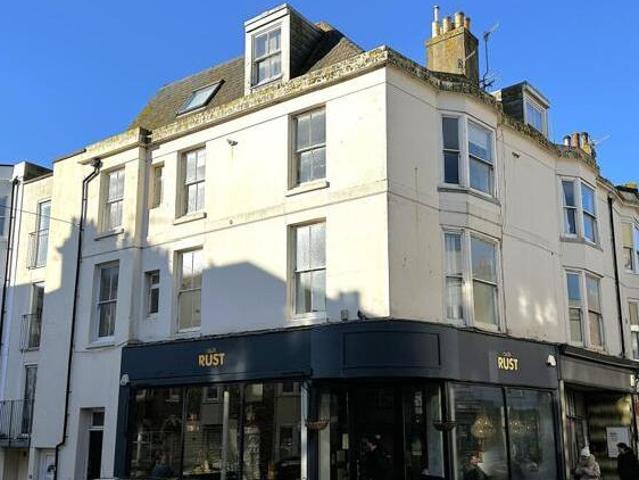 Flat, Burlington Street, 2 Bedroom Flat