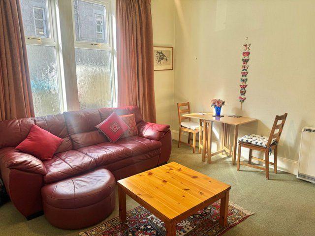 Flat B, 15 Wallfield Crescent, AB25 2LJ, Aberdeen