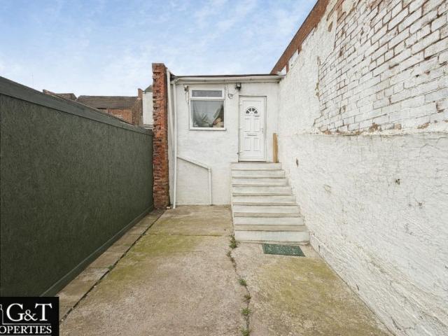 Flat B, High Street, Dudley DY1, 1 bed flat to rent, £695 pcm | PrimeLocation