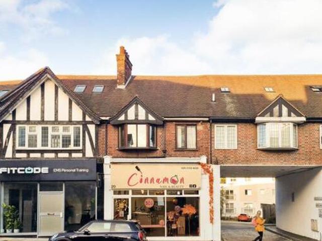 Flat,b High Street, Studio Flat For