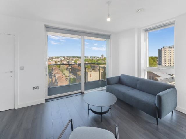 flat Batavia Road London SE14