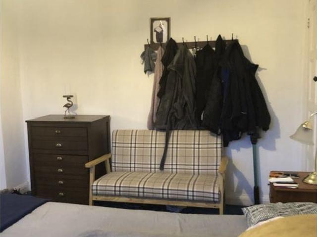 Flat Bedroom with private kitchen and bathroom