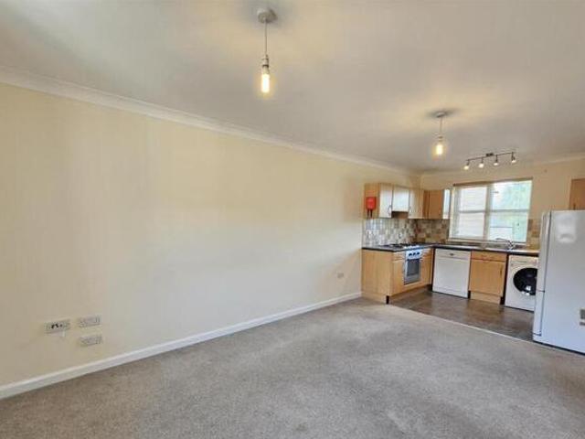 Flat Bentley House, Abbeygate Court, 2 Bedroom Flat