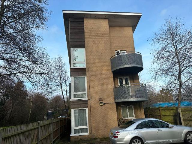 Flat, Cairn Court, Dean Road, Southampton SO18, 2 bed flat to rent, £1,095 pcm | PrimeLocation