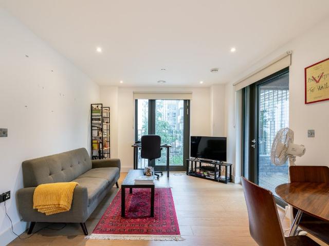 Flat, Cambium House, Palace Arts Way, Wembley HA9, 2 bed flat to rent, £2,300 pcm | PrimeLocation