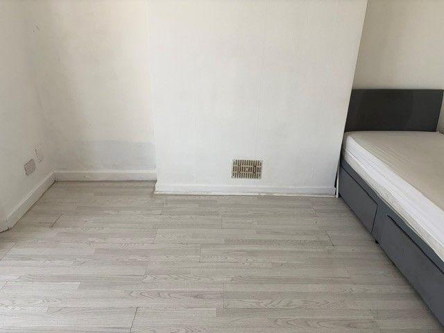 Flat, Cardiff Grove, Luton