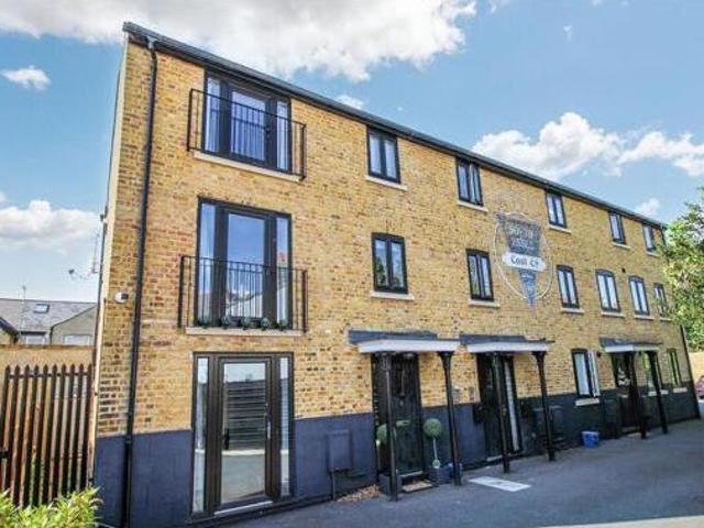 Flat Coal Lofts, Princes Street, 2 Bedroom Apartment
