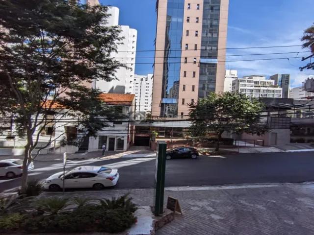 Flat com 1 dormitório para alugar, 43 m² por R$ 6.500/mês Jardins São Paulo/SP