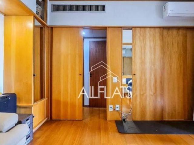 Flat com 1 qaurto à venda, 42 m² Itaim Bibi São Paulo/SP