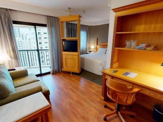 Flat com 1 Quarto à venda em Moema SP