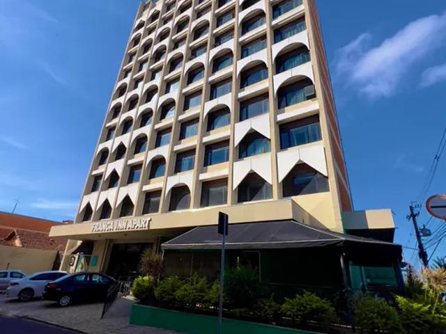 Flat com 1 Quarto e 1 banheiro à Venda, 45 m² por R$ 150.000