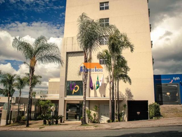 Flat com 1 Quarto e 1 banheiro à Venda, 35 m² por R$ 135.000