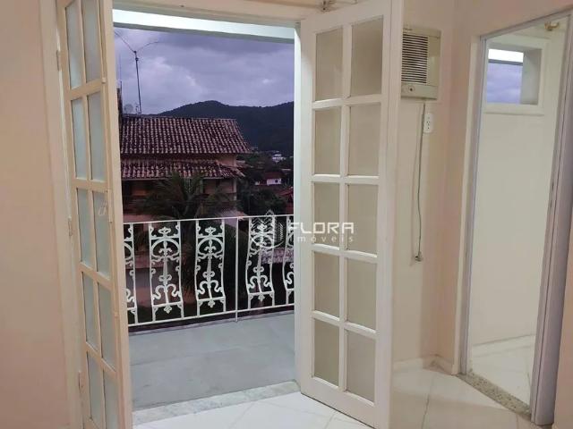 Flat com 1 Quarto e 1 banheiro à Venda, 36 m² por R$ 230.000