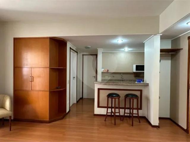Flat com 1 Quarto para alugar, 45m² Centro