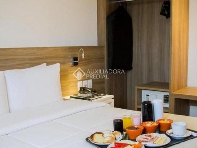 Flat com 22,70m², mobiliado no Intercity Hotel junto ao Shopping Gravataí