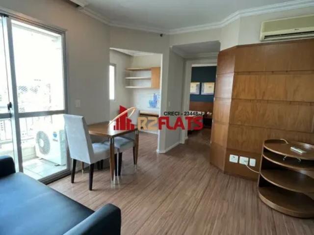 Flat com 2 Quartos e 1 banheiro para Alugar, 44 m² por R$ 3.300/Mês