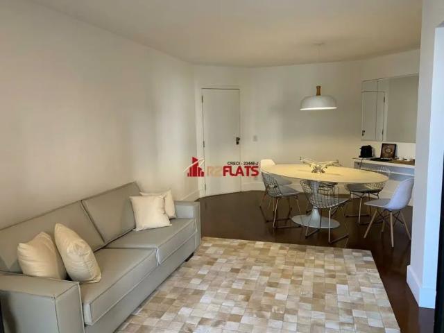 Flat com 3 Quartos para alugar, 130m² Moema