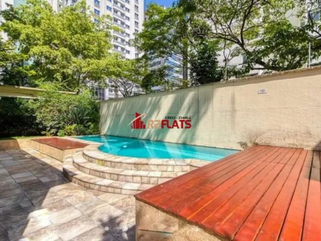 Flat com ótimo preço no bairro Itaim Bibi. Confira!