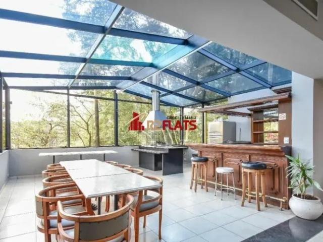 Flat com ótimo preço no bairro Morumbi. Confira!