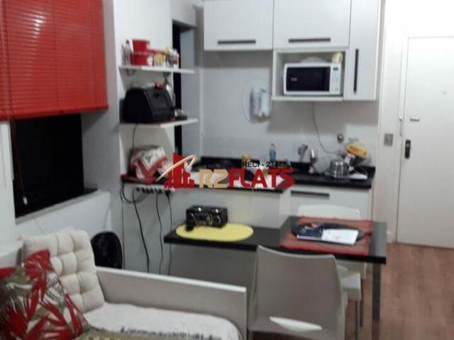 Flat com ótimo preço no bairro Consolação. Confira!