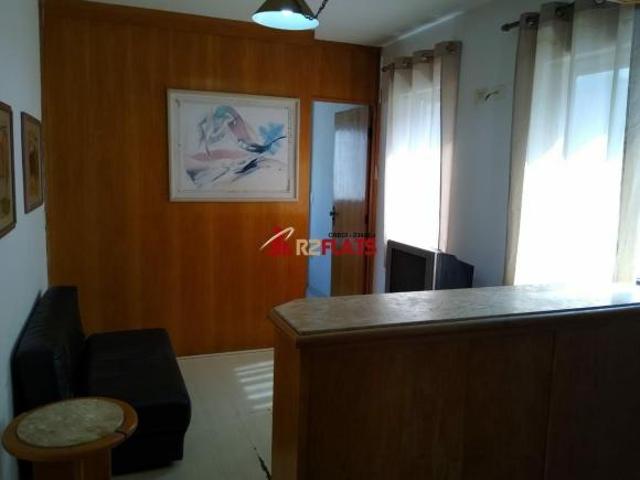 Flat com ótimo preço no bairro Consolação. Confira!