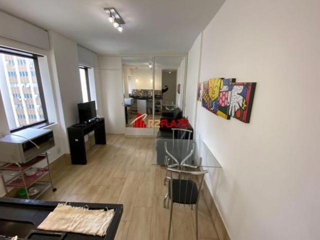 Flat com ótimo preço no bairro Consolação. Confira!