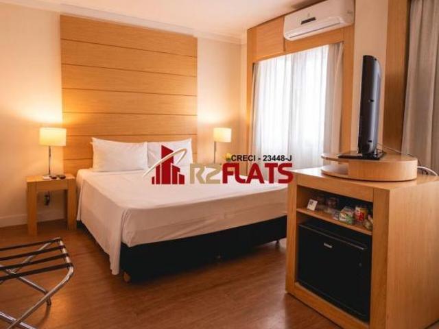 Flat com ótimo preço no bairro Campo Belo. Confira!