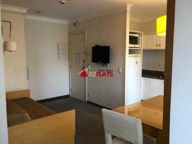 Flat com ótimo preço no bairro Campo Belo. Confira!