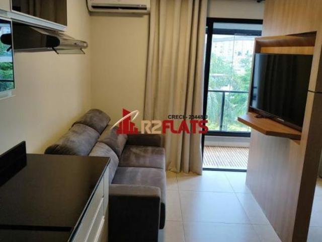 Flat com ótimo preço no bairro Campo Belo. Confira!