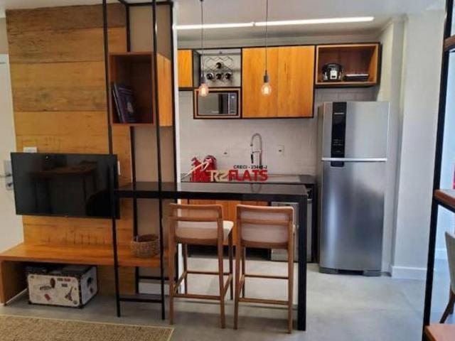 Flat com ótimo preço no bairro Campo Belo. Confira!