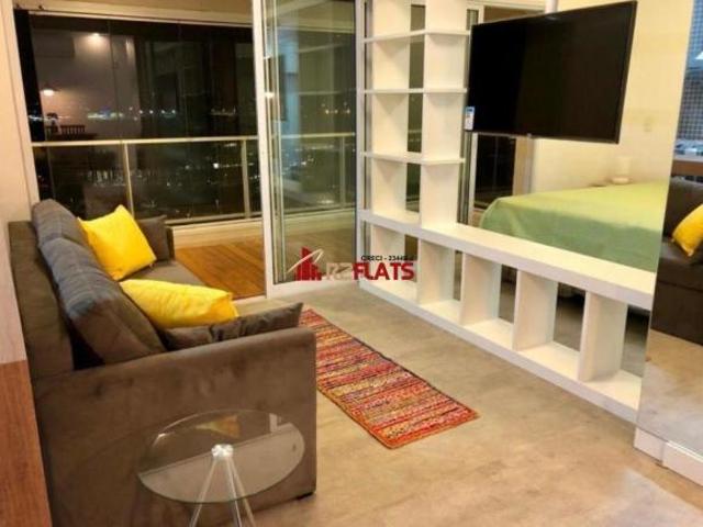 Flat com ótimo preço no bairro Campo Belo. Confira!
