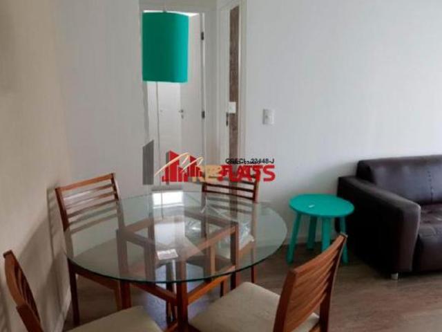 Flat com ótimo preço no bairro Campo Belo. Confira!