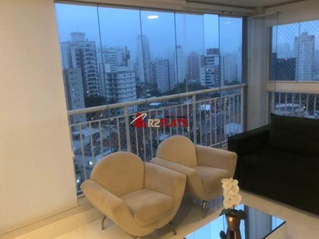 Flat com ótimo preço no bairro Campo Belo. Confira!