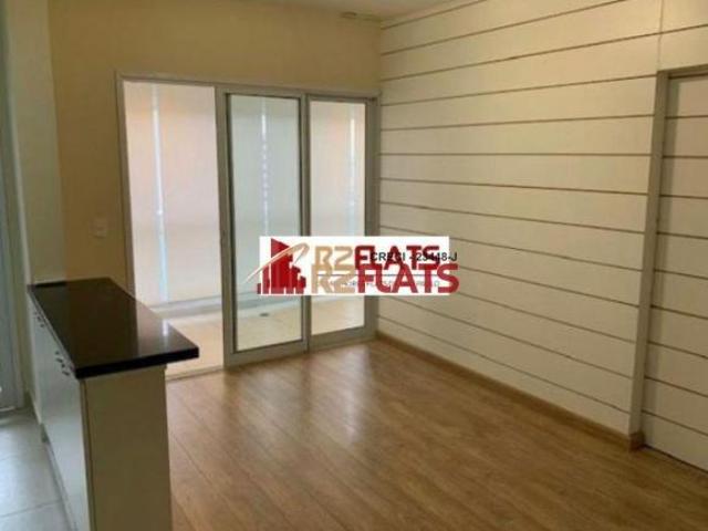 Flat com ótimo preço no bairro Campo Belo. Confira!