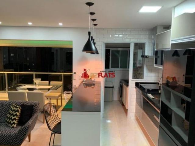 Flat com ótimo preço no bairro Campo Belo. Confira!