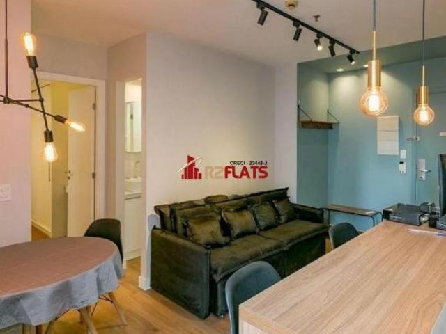 Flat com ótimo preço no bairro Campo Belo. Confira!