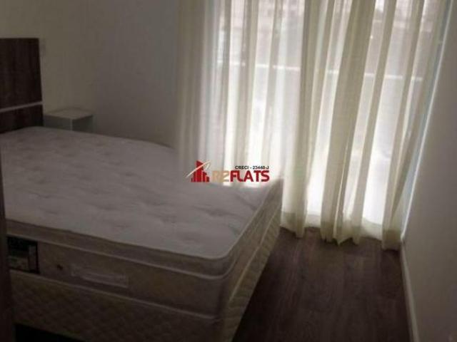 Flat com ótimo preço no bairro Campo Belo. Confira!
