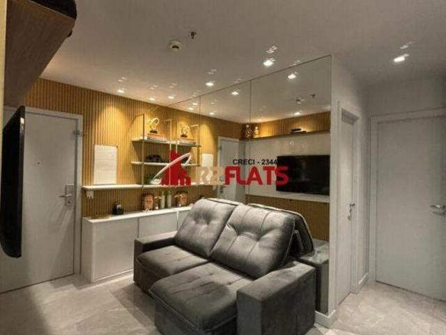 Flat com ótimo preço no bairro Campo Belo. Confira!