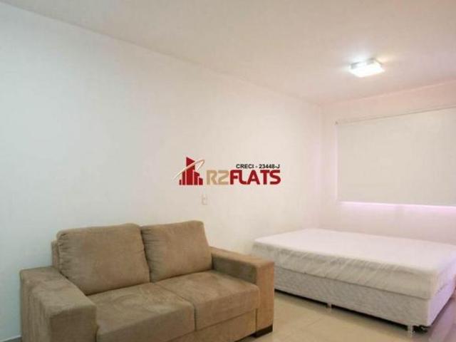 Flat com ótimo preço no bairro Campo Belo. Confira!