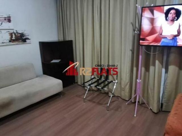 Flat com ótimo preço no bairro Chácara Santo Antônio. Confira!