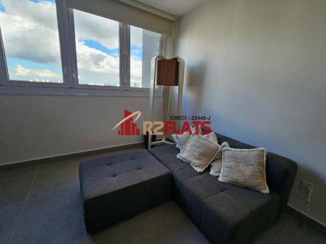 Flat com ótimo preço no bairro Chácara Santo Antônio. Confira!