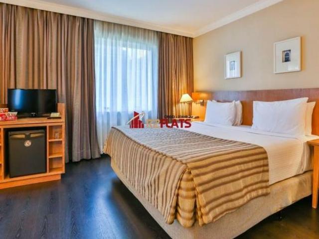 Flat com ótimo preço no bairro Cidade Monções. Confira!