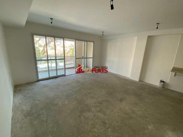 Flat com ótimo preço no bairro Brooklin. Confira!